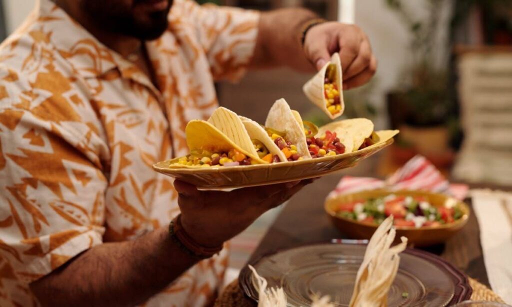 Choosing the Perfect Taco Shell - Los Tacos Hermanos NYC